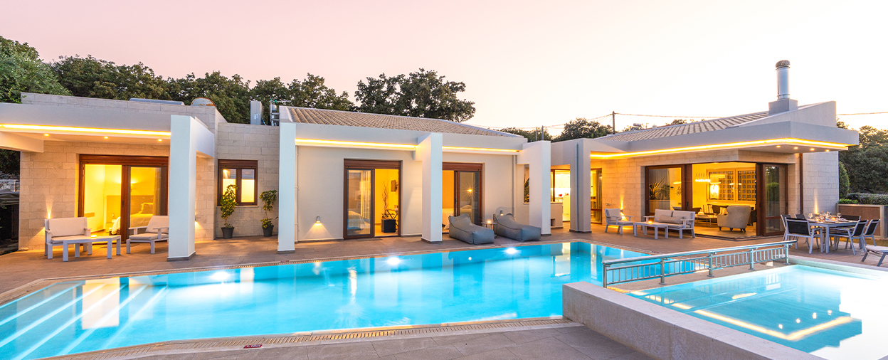 Red Oak Villa | 3-bedroom villa near Rethymno, Crete, Greece | Simpson ...